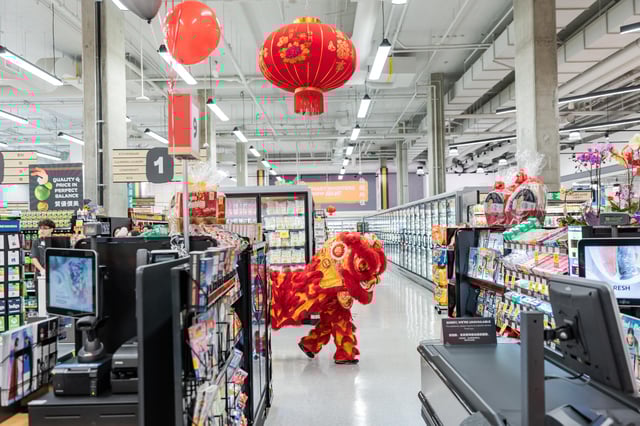 PHOTO GALLERY: PriceSmart Foods opens third location | Canadian Grocer