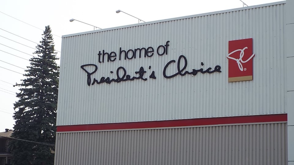 President's Choice rolls out bookable kitchen on wheels | Canadian Grocer