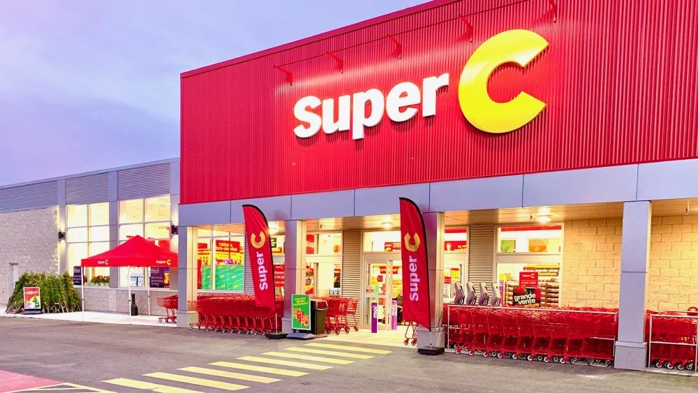 PHOTO GALLERY: Metro opens 105th Super C | Canadian Grocer