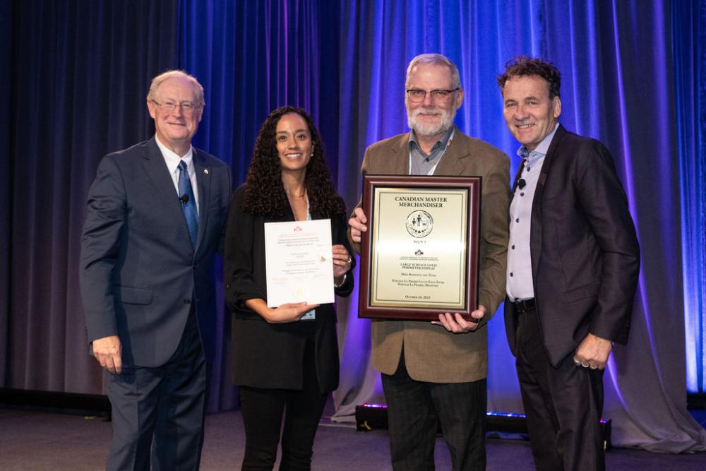 PHOTO GALLERY: CFIG reveals Top Ten in Grocery, Master Merchandiser ...