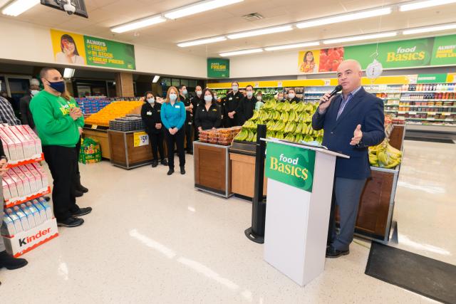 Food Basics debuts in Porcupine, Ont. | Canadian Grocer